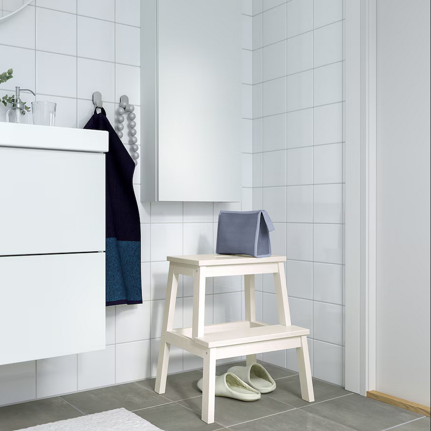 Kup Stabilny taboret ze schodkiem stołek podest 50cm IKEA BEKVÄM biały ...